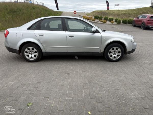 Pelēks Audi A4 2002 Anykščiai, ar dzinēja tilpumu 1.90 L un nobraukumu 4875 tūkst. km par 600 €, foto 2 vietnē AUTOMOTO.COM.LV