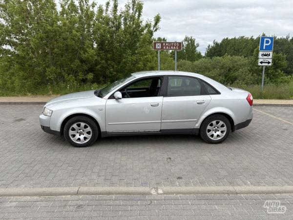 Pelēks Audi A4 2002 Anykščiai, ar dzinēja tilpumu 1.90 L un nobraukumu 4875 tūkst. km par 600 €, foto 4 vietnē AUTOMOTO.COM.LV