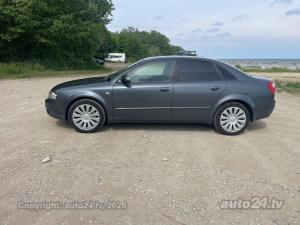 Pelēks Audi A4 2002 Tallina, ar dzinēja tilpumu 2.00 L un nobraukumu 300 tūkst. km par 2000 €, foto 3 vietnē AUTOMOTO.COM.LV