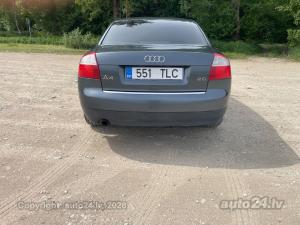 Pelēks Audi A4 2002 Tallina, ar dzinēja tilpumu 2.00 L un nobraukumu 300 tūkst. km par 2000 €, foto 5 vietnē AUTOMOTO.COM.LV