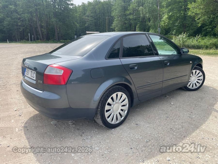 Pelēks Audi A4 2002 Tallina, ar dzinēja tilpumu 2.00 L un nobraukumu 300 tūkst. km par 2000 €, foto 6 vietnē AUTOMOTO.COM.LV