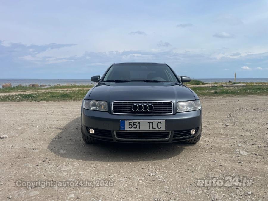 Pelēks Audi A4 2002 Tallina, ar dzinēja tilpumu 2.00 L un nobraukumu 300 tūkst. km par 2000 €, foto 9 vietnē AUTOMOTO.COM.LV