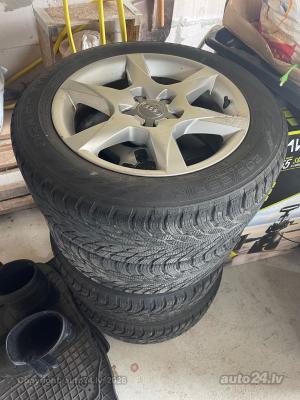 Pelēks Audi A4 2002 Tallina, ar dzinēja tilpumu 2.00 L un nobraukumu 300 tūkst. km par 2000 €, foto 14 vietnē AUTOMOTO.COM.LV