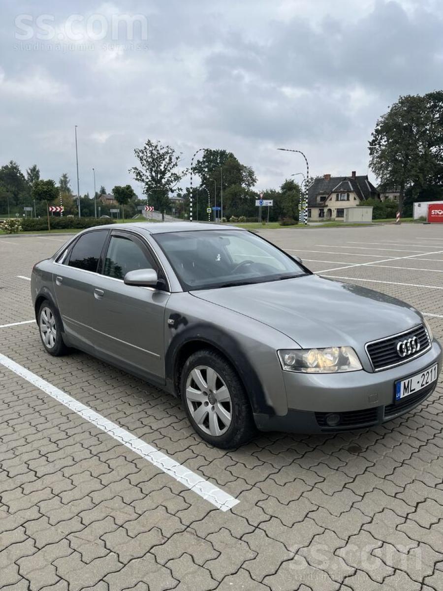 Pelēks Audi A4 2002 Saldus, ar dzinēja tilpumu 1.80 L un nobraukumu 318 tūkst. km par 1100 €, foto 3 vietnē AUTOMOTO.COM.LV