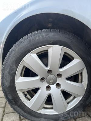 Pelēks Audi A4 2002 Saldus, ar dzinēja tilpumu 1.80 L un nobraukumu 318 tūkst. km par 1100 €, foto 8 vietnē AUTOMOTO.COM.LV
