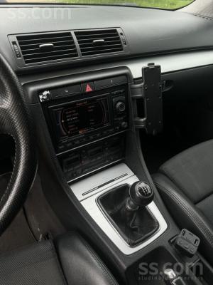 Grey Audi A4 2002 in Riga, with an engine capacity of 1.90 L and mileage of 300 thousand km for 1999 €, photo 7 on AUTOMOTO.COM.LV