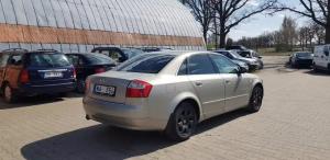 Pelēks Audi A4 2002 Valmiera, ar dzinēja tilpumu 2.00 L un nobraukumu 276 tūkst. km par 1600 €, foto 4 vietnē AUTOMOTO.COM.LV