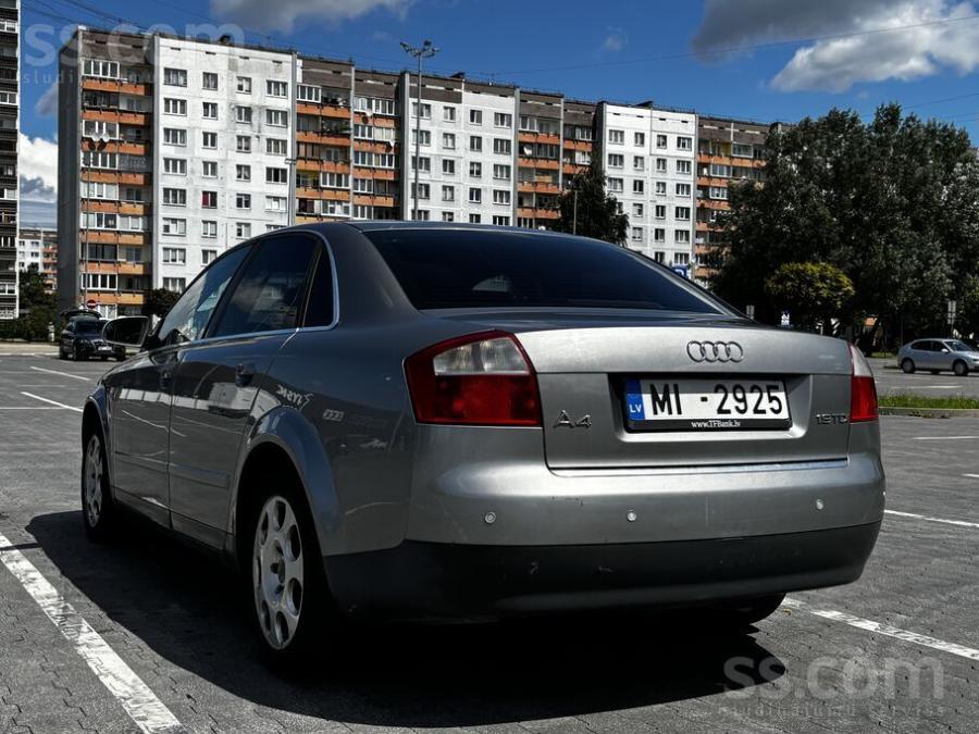 Серый Ауди А4 2002 в Рига, объемом двигателя 1.90 л и пробегом 305 тыс. км за 2550 €, фото 4 на AUTOMOTO.COM.LV