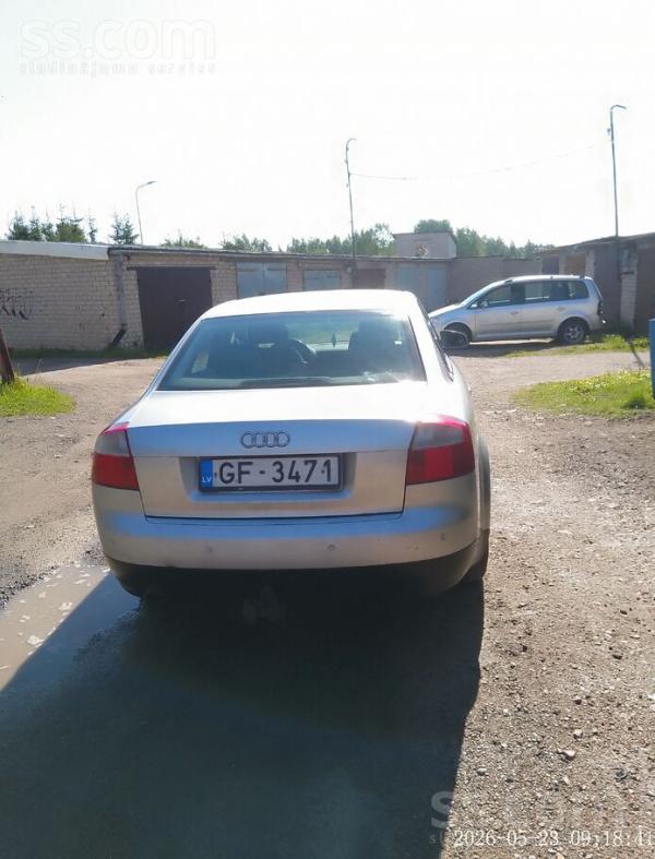 Grey Audi A4 2002 in Rezekne, with an engine capacity of 2.00 L and mileage of 265 thousand km for 1100 €, photo 4 on AUTOMOTO.COM.LV