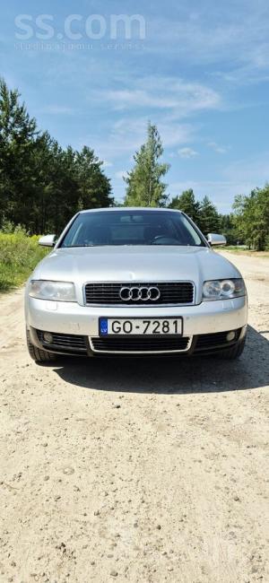 Pelēks Audi A4 2002 Jēkabpils, ar dzinēja tilpumu 2.50 L un nobraukumu 349 tūkst. km par 800 €, foto  vietnē AUTOMOTO.COM.LV