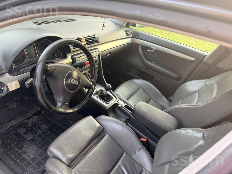 Pelēks Audi A4 2002 Daugavpils, ar dzinēja tilpumu 1.90 L un nobraukumu 408 tūkst. km par 1000 €, foto 13 vietnē AUTOMOTO.COM.LV
