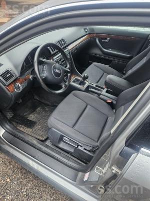 Pelēks Audi A4 2002 Rīga, ar dzinēja tilpumu 1.90 L un nobraukumu 377 tūkst. km par 800 €, foto 5 vietnē AUTOMOTO.COM.LV