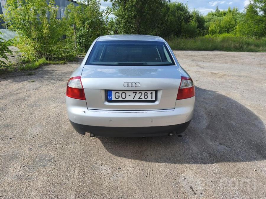 Pelēks Audi A4 2002 Rēzekne, ar dzinēja tilpumu 2.50 L un nobraukumu 348 tūkst. km par 1380 €, foto 7 vietnē AUTOMOTO.COM.LV