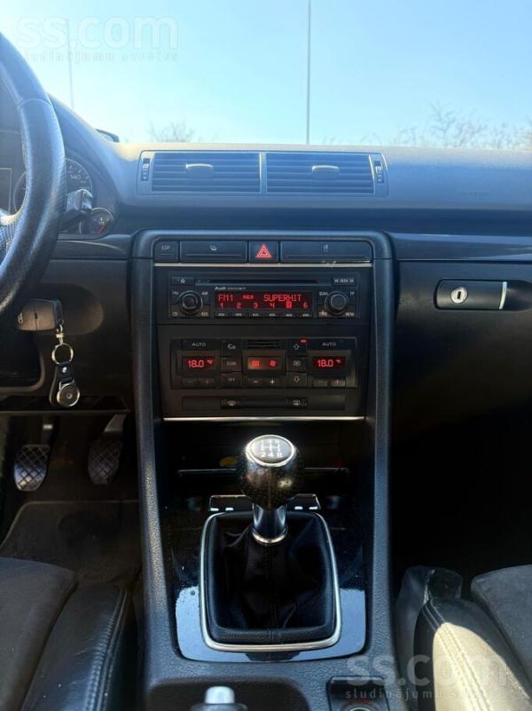 Pelēks Audi A4 2002 Rīga, ar dzinēja tilpumu 1.90 L un nobraukumu 308 tūkst. km par 2500 €, foto 8 vietnē AUTOMOTO.COM.LV