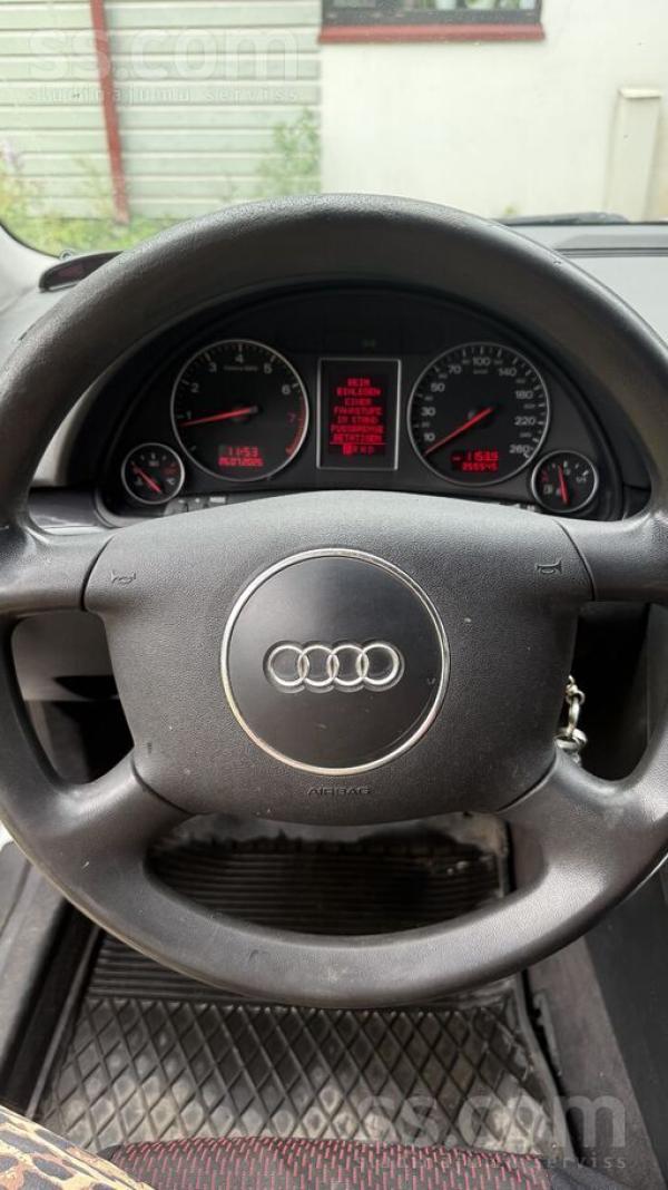 Grey Audi A4 2002 in Riga, with an engine capacity of 2.40 L and mileage of 356 thousand km for 700 €, photo 9 on AUTOMOTO.COM.LV
