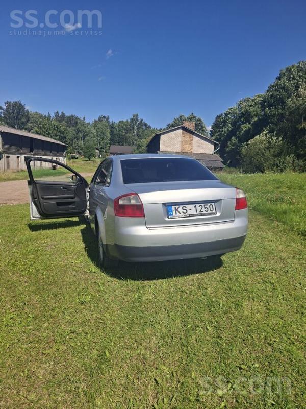 Pelēks Audi A4 2002 Gulbene, ar dzinēja tilpumu 1.90 L un nobraukumu 331 tūkst. km par 2000 €, foto 3 vietnē AUTOMOTO.COM.LV