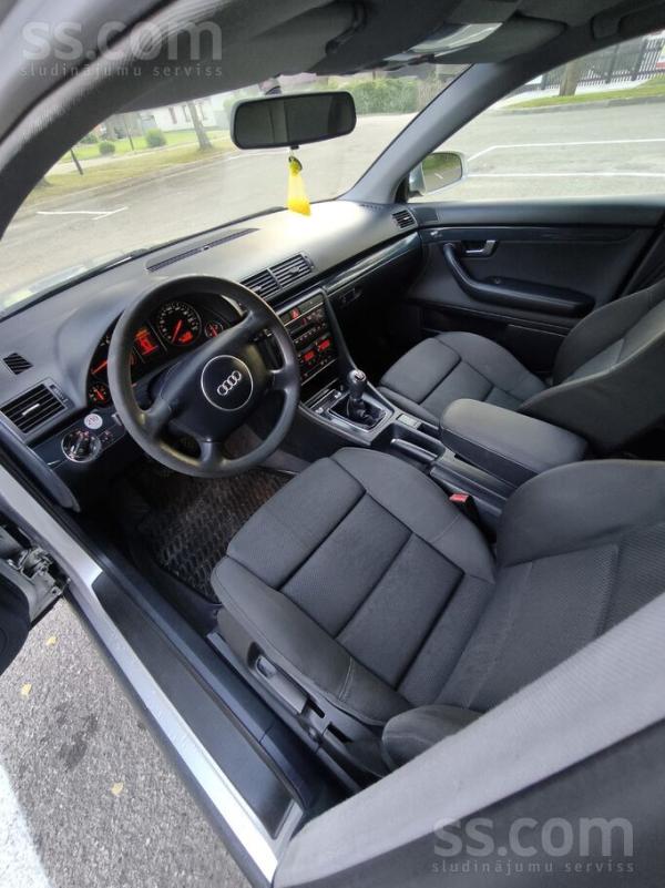 Pelēks Audi A4 2002 Jēkabpils, ar dzinēja tilpumu 2.00 L un nobraukumu 258 tūkst. km par 2000 €, foto 3 vietnē AUTOMOTO.COM.LV
