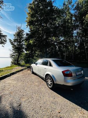 Pelēks Audi A4 2002 Kauņa, ar dzinēja tilpumu 2.50 L un nobraukumu 416 tūkst. km par 1150 €, foto 4 vietnē AUTOMOTO.COM.LV