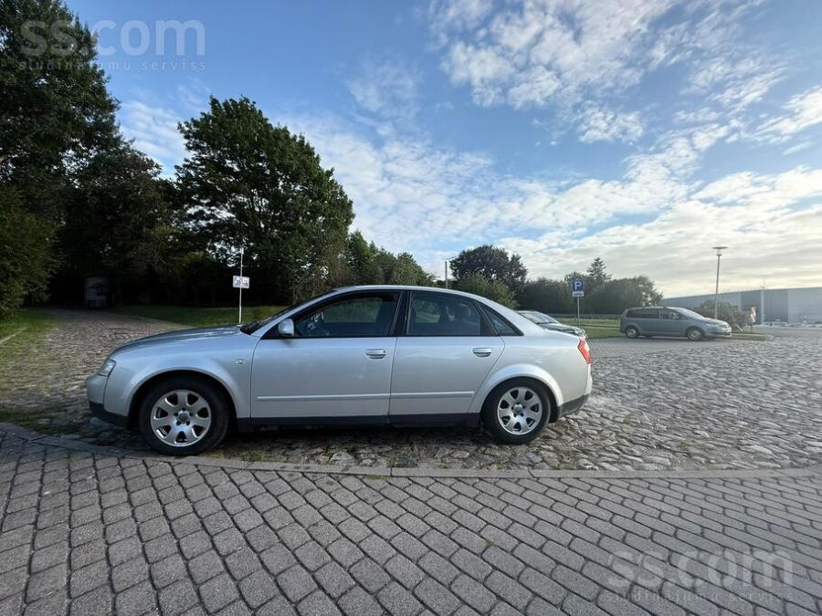 Grey Audi A4 2002 in Liepaja, with an engine capacity of 2.00 L and mileage of 282 thousand km for 1550 €, photo 1 on AUTOMOTO.COM.LV