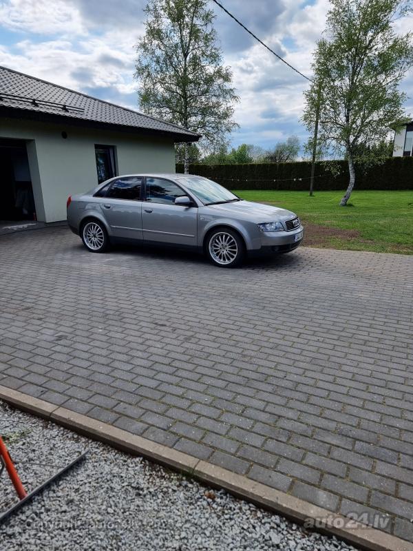 Audi A4 2002 Tallina vietnē Pelēks Audi A4 2002 Tallina, ar dzinēja tilpumu 2.50 L un nobraukumu 0 tūkst. km par 1190 €, foto 1 vietnē AUTOMOTO.COM.LV