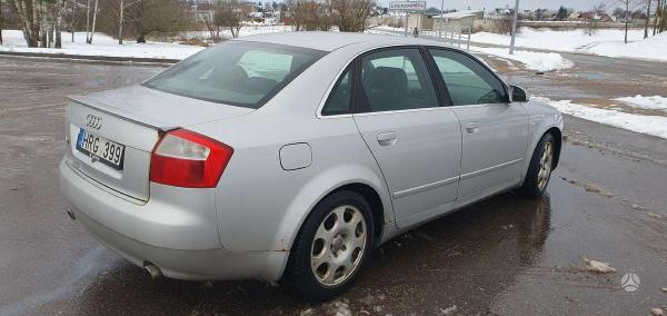 Grey Audi A4 2003 in Vievis, with an engine capacity of 1.80 L and mileage of 427 thousand km for 1700 €, photo 5 on AUTOMOTO.COM.LV