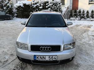 Pelēks Audi A4 2003 Viļņa, ar dzinēja tilpumu 1.90 L un nobraukumu 398 tūkst. km par 1250 €, foto 6 vietnē AUTOMOTO.COM.LV