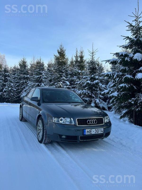Pelēks Audi A4 2003 Rēzekne, ar dzinēja tilpumu 1.80 L un nobraukumu 276 tūkst. km par 2500 €, foto 1 vietnē AUTOMOTO.COM.LV