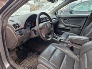 Pelēks Audi A4 2003 Panevēža, ar dzinēja tilpumu 1.90 L un nobraukumu 420 tūkst. km par 550 €, foto 4 vietnē AUTOMOTO.COM.LV