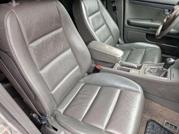Grey Audi A4 2003 in Panevezys, with an engine capacity of 1.90 L and mileage of 420 thousand km for 550 €, photo 11 on AUTOMOTO.COM.LV