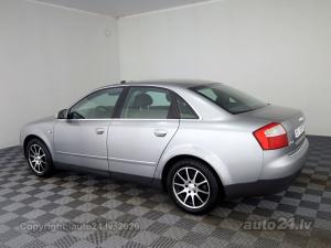 Pelēks Audi A4 2003 Tallina, ar dzinēja tilpumu 1.90 L un nobraukumu 345 tūkst. km par 699 €, foto 5 vietnē AUTOMOTO.COM.LV