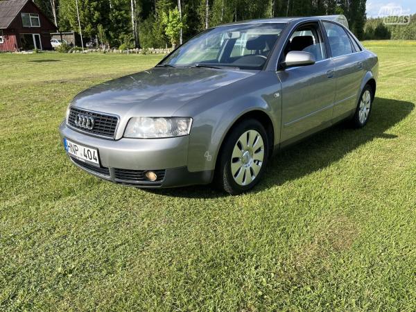 Grey Audi A4 2003 in Ignalina, with an engine capacity of 1.90 L and mileage of 333 thousand km for 2250 €, photo 2 on AUTOMOTO.COM.LV