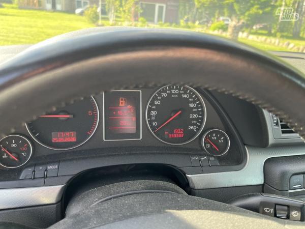 Grey Audi A4 2003 in Ignalina, with an engine capacity of 1.90 L and mileage of 333 thousand km for 2250 €, photo 6 on AUTOMOTO.COM.LV