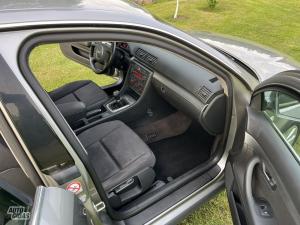 Grey Audi A4 2003 in Ignalina, with an engine capacity of 1.90 L and mileage of 333 thousand km for 2250 €, photo 11 on AUTOMOTO.COM.LV