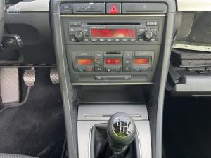 Grey Audi A4 2003 in Ignalina, with an engine capacity of 1.90 L and mileage of 333 thousand km for 2250 €, photo 14 on AUTOMOTO.COM.LV