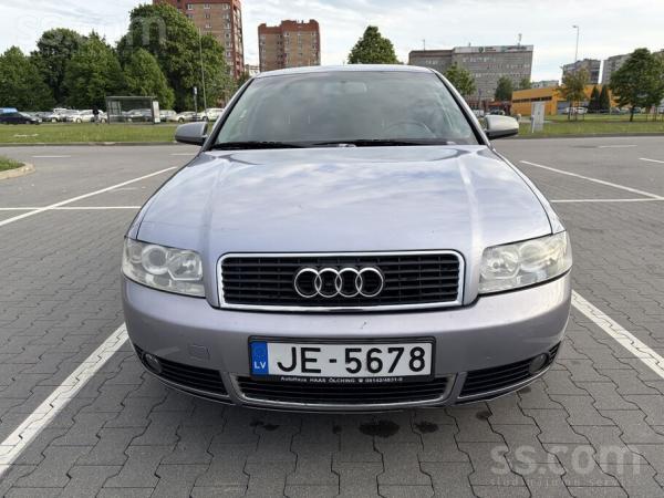 Pelēks Audi A4 2003 Rīga, ar dzinēja tilpumu 1.90 L un nobraukumu 300 tūkst. km par 1650 €, foto 2 vietnē AUTOMOTO.COM.LV