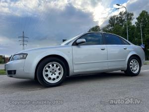 Pelēks Audi A4 2003 Narva, ar dzinēja tilpumu 2.50 L un nobraukumu 365 tūkst. km par 1499 €, foto 12 vietnē AUTOMOTO.COM.LV