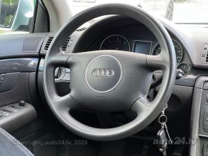 Pelēks Audi A4 2003 Narva, ar dzinēja tilpumu 2.50 L un nobraukumu 365 tūkst. km par 1499 €, foto 19 vietnē AUTOMOTO.COM.LV