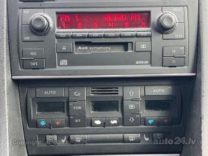 Pelēks Audi A4 2003 Narva, ar dzinēja tilpumu 2.50 L un nobraukumu 365 tūkst. km par 1499 €, foto 21 vietnē AUTOMOTO.COM.LV