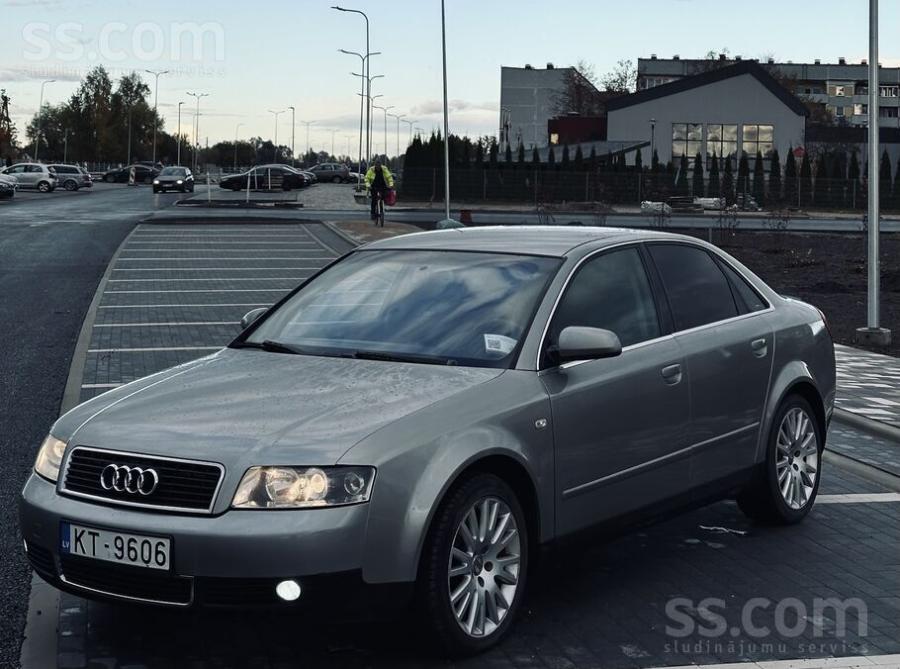 Pelēks Audi A4 2003 Jelgava, ar dzinēja tilpumu 2.50 L un nobraukumu 434 tūkst. km par 1700 €, foto 4 vietnē AUTOMOTO.COM.LV