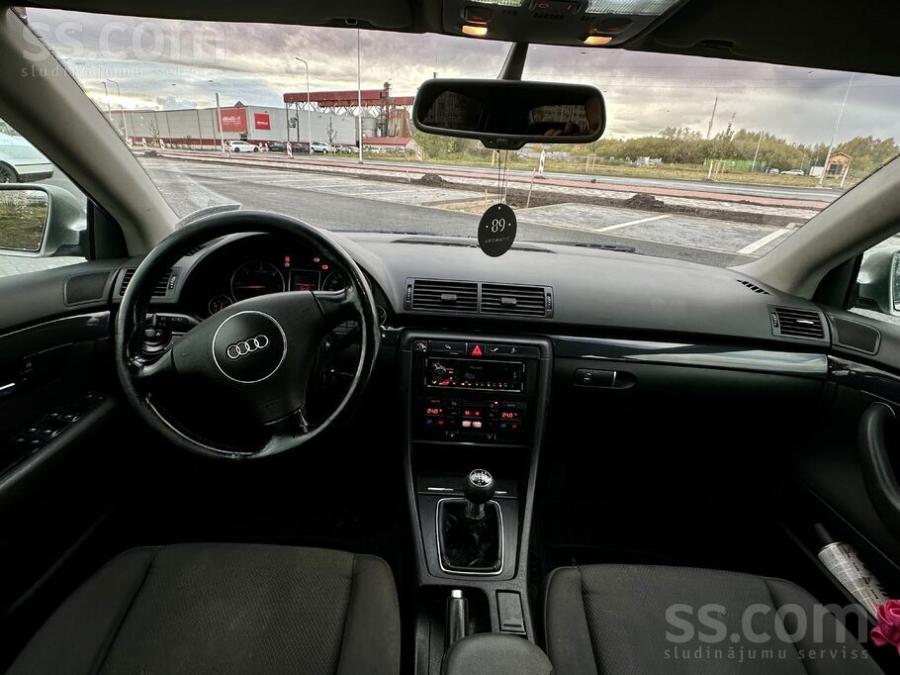 Pelēks Audi A4 2003 Jelgava, ar dzinēja tilpumu 2.50 L un nobraukumu 434 tūkst. km par 1700 €, foto 10 vietnē AUTOMOTO.COM.LV