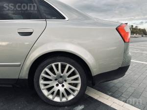 Pelēks Audi A4 2003 Jelgava, ar dzinēja tilpumu 2.50 L un nobraukumu 434 tūkst. km par 1700 €, foto 12 vietnē AUTOMOTO.COM.LV