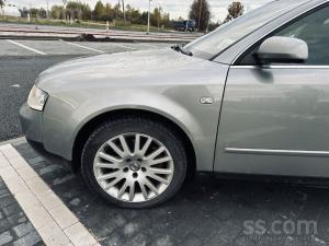Pelēks Audi A4 2003 Jelgava, ar dzinēja tilpumu 2.50 L un nobraukumu 434 tūkst. km par 1700 €, foto 13 vietnē AUTOMOTO.COM.LV