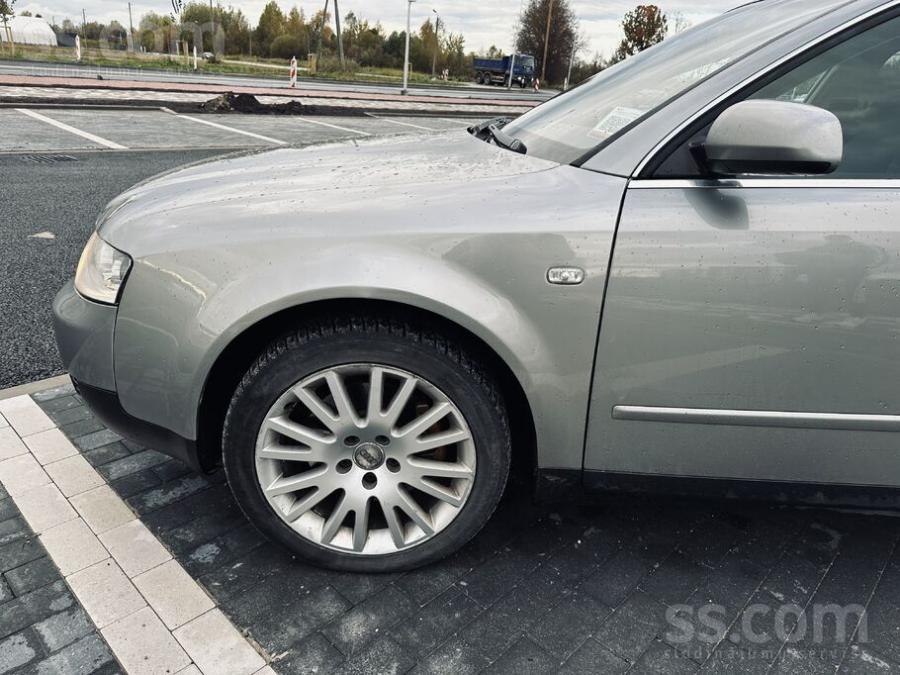 Pelēks Audi A4 2003 Jelgava, ar dzinēja tilpumu 2.50 L un nobraukumu 434 tūkst. km par 1700 €, foto 13 vietnē AUTOMOTO.COM.LV