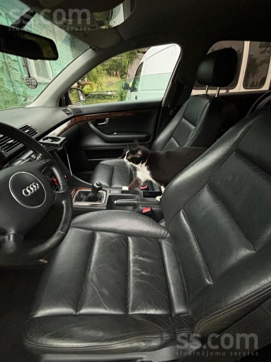 Pelēks Audi A4 2003 Rīga, ar dzinēja tilpumu 1.80 L un nobraukumu 470 tūkst. km par 1550 €, foto 3 vietnē AUTOMOTO.COM.LV