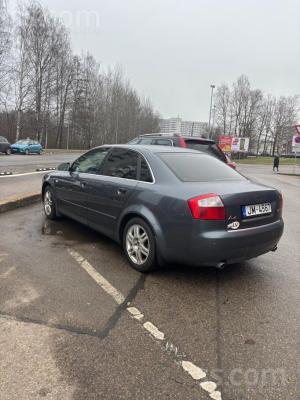 Pelēks Audi A4 2003 Rīga, ar dzinēja tilpumu 1.80 L un nobraukumu 470 tūkst. km par 1550 €, foto 4 vietnē AUTOMOTO.COM.LV