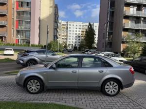Серый Ауди А4 2003 в Рига, объемом двигателя 1.60 л и пробегом 310 тыс. км за 990 €, фото 3 на AUTOMOTO.COM.LV
