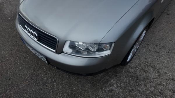 Pelēks Audi A4 2003 Rīga, ar dzinēja tilpumu 2.50 L un nobraukumu 435 tūkst. km par 2600 €, foto 9 vietnē AUTOMOTO.COM.LV