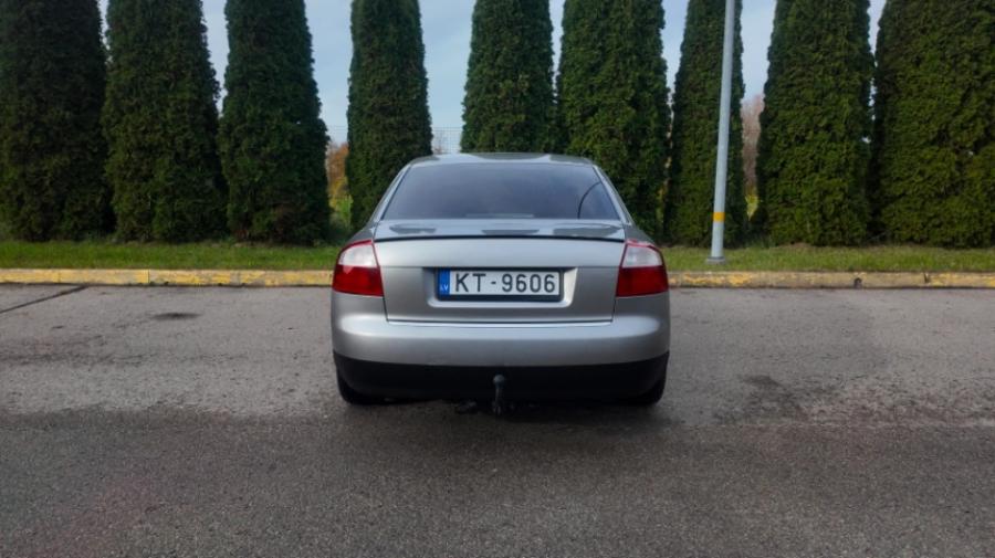 Grey Audi A4 2003 in Riga, with an engine capacity of 2.50 L and mileage of 435 thousand km for 2600 €, photo 19 on AUTOMOTO.COM.LV