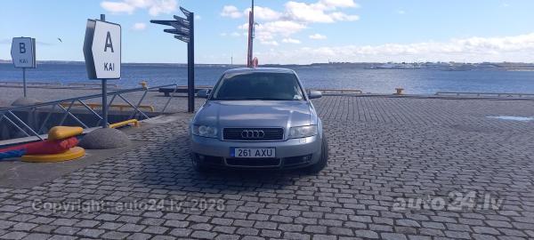Grey Audi A4 2003 in Tallinn, with an engine capacity of 1.80 L and mileage of 350 thousand km for 4500 €, photo 8 on AUTOMOTO.COM.LV
