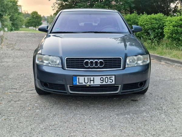 Grey Audi A4 2003 in Vilnius, with an engine capacity of 1.90 L and mileage of 387 thousand km for 1750 €, photo 2 on AUTOMOTO.COM.LV